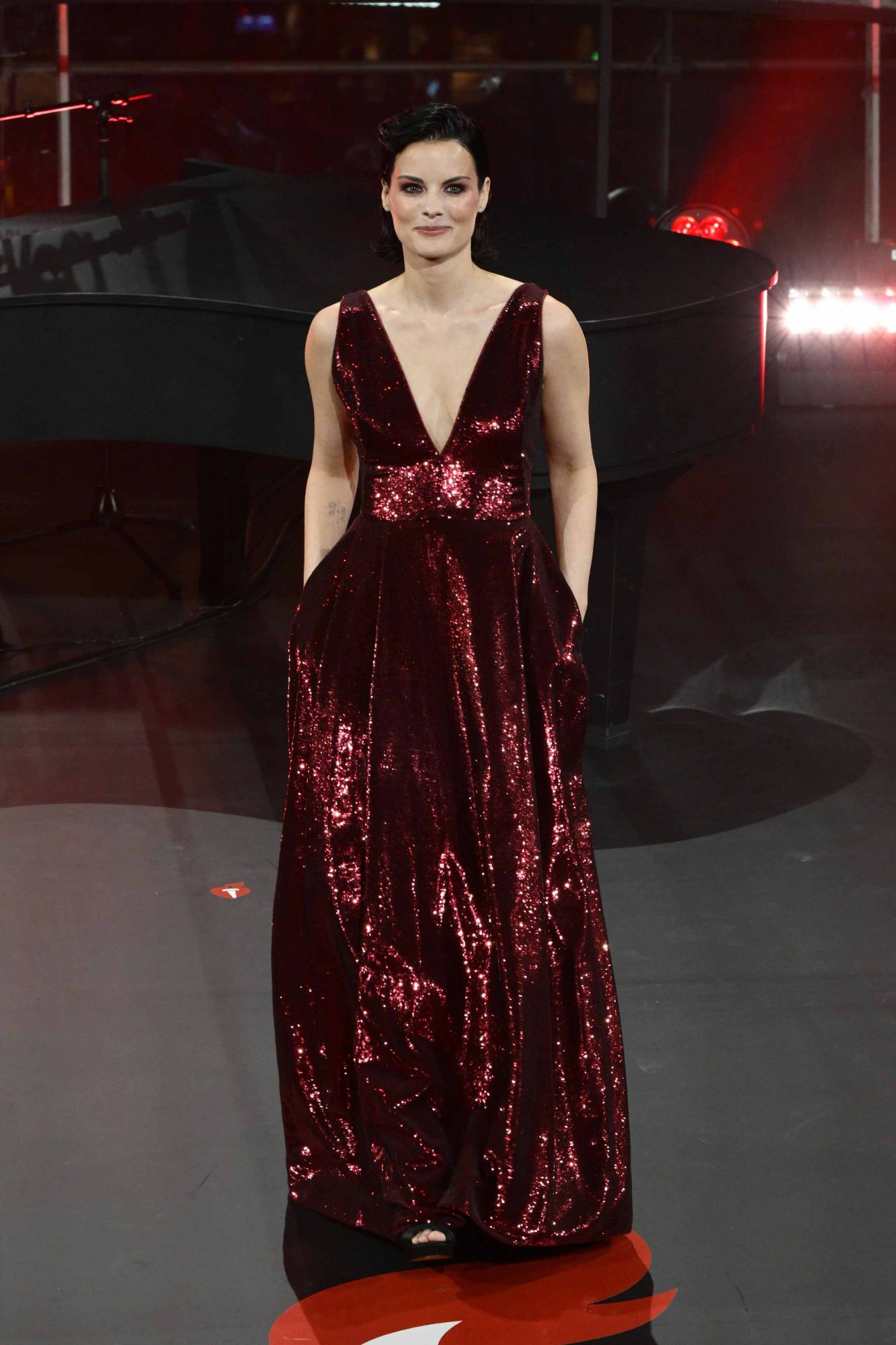 Jaimie Alexander wears Genny at the American Heart Association 2025