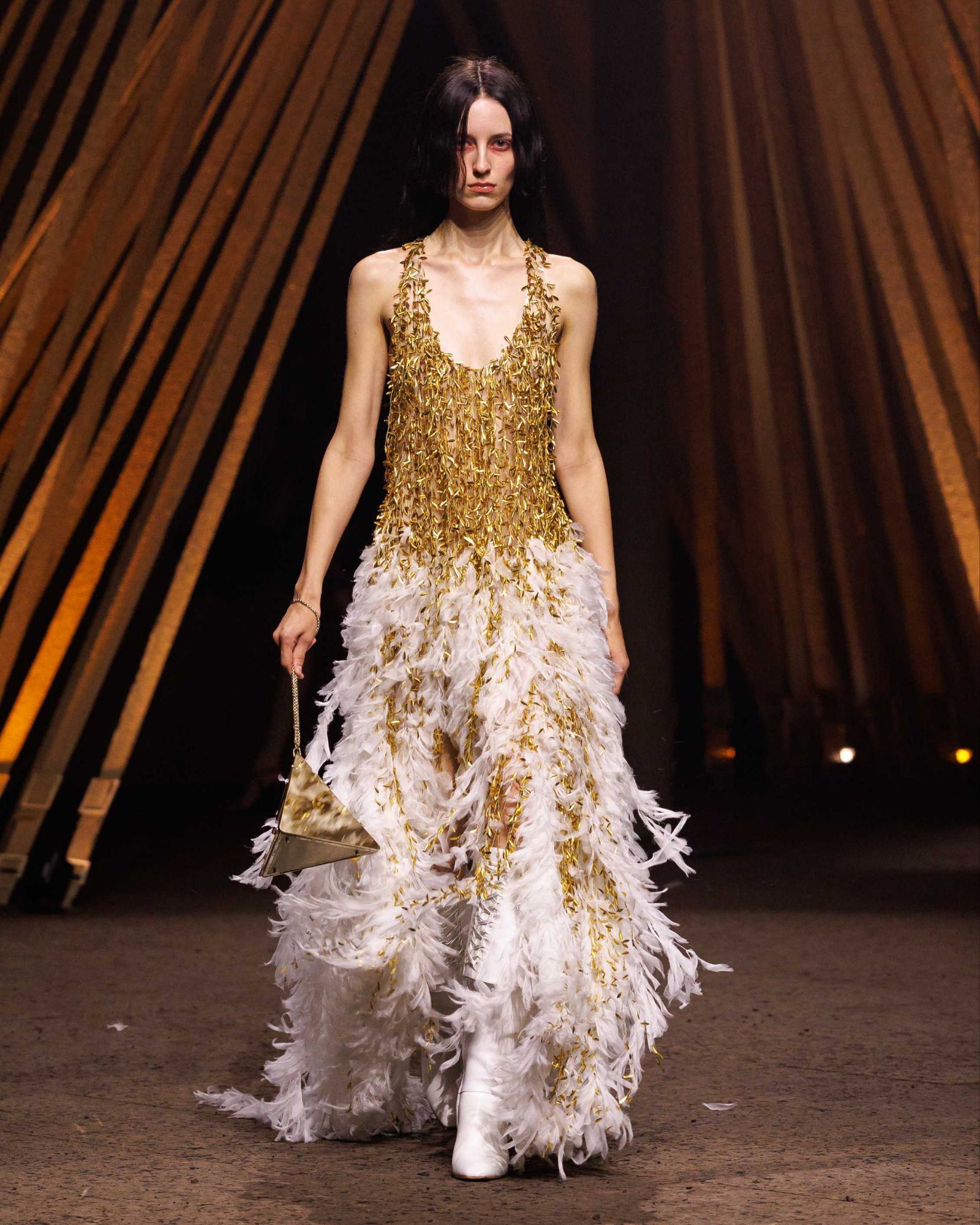 Alexander McQueen Spring/Summer 2026 at Paris Fashion Week