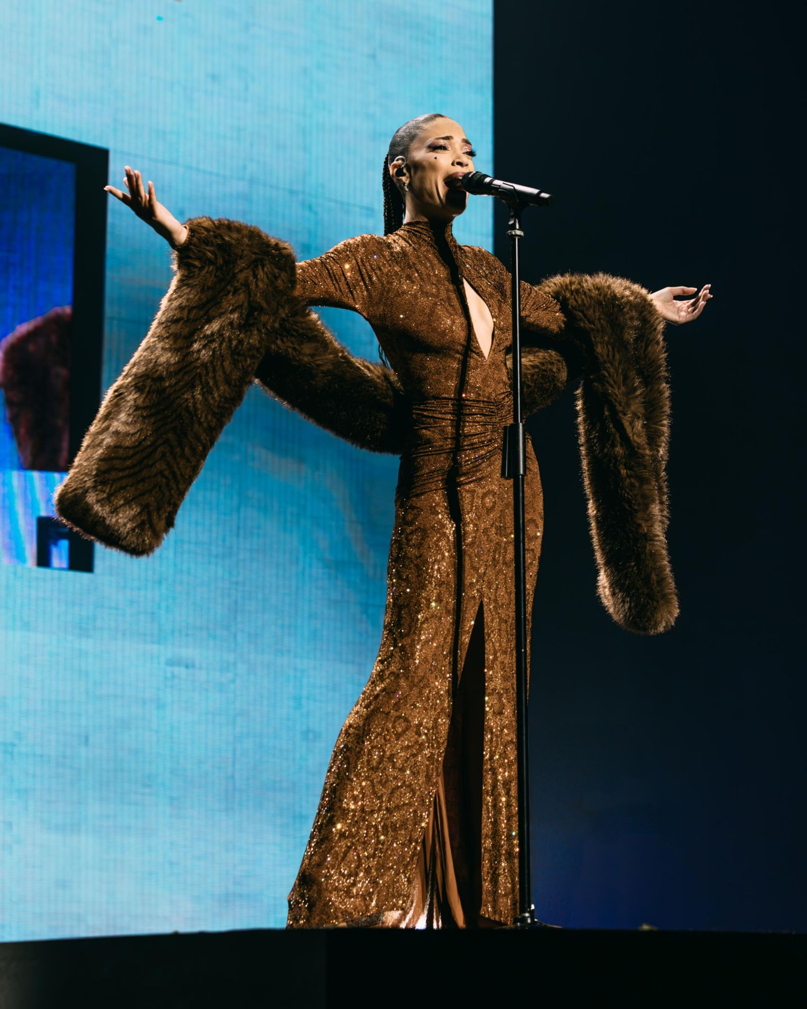 Elodie wore Custom Amiri for The Elodie Show 2025 Tour in Rome