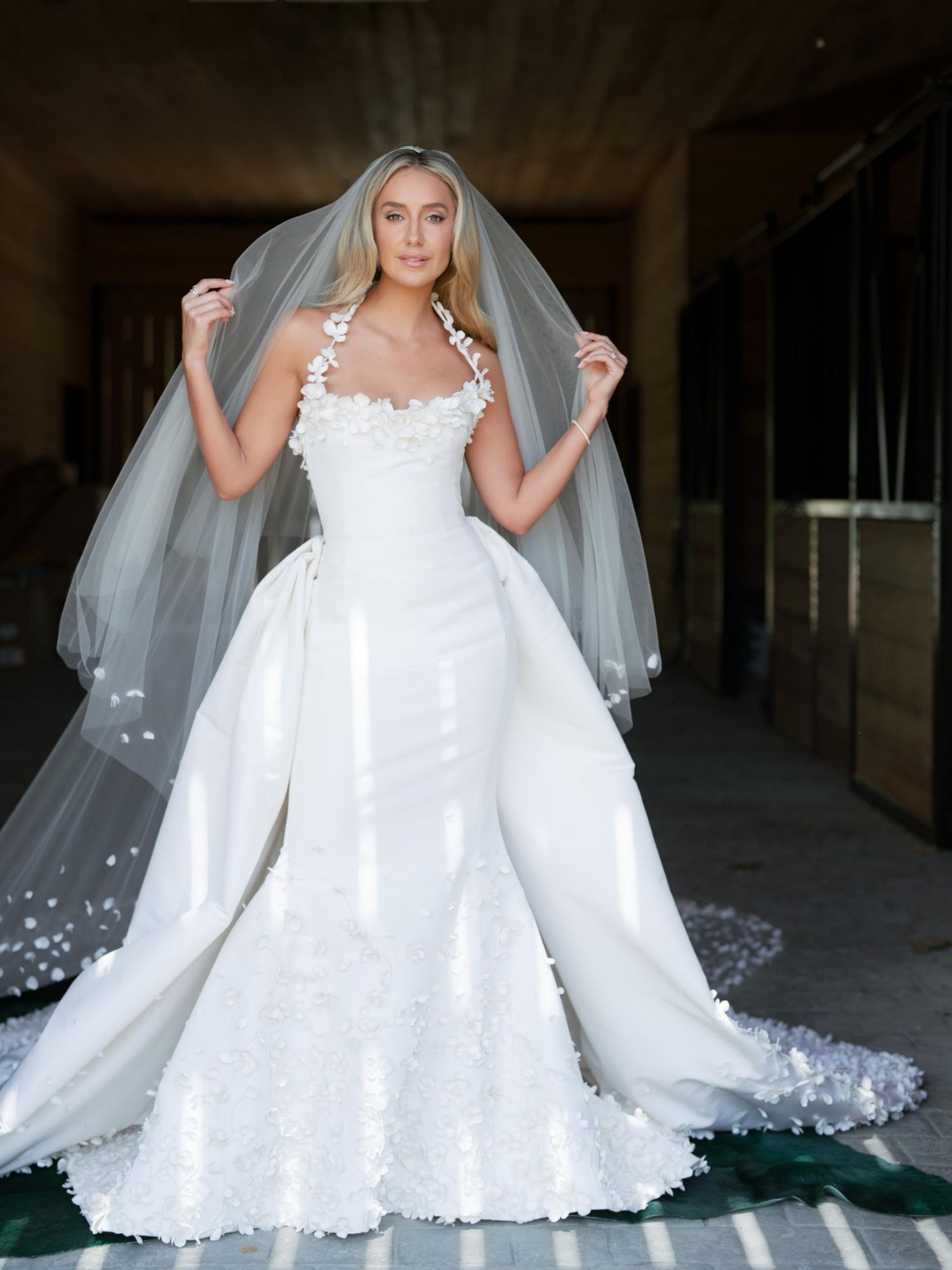 Lainey Wilson Wears a Custom Oscar de la Renta Gown for her Wedding